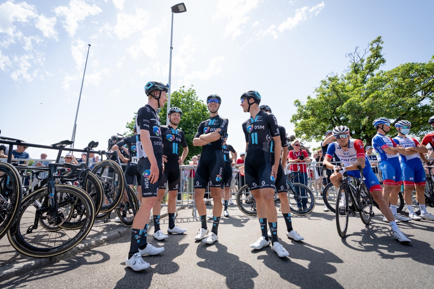 Das Rennen im Rennen: Wie sich Teams für das Klima engagieren | Tour de ...